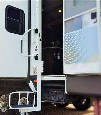 RV Lift - Coach Lift